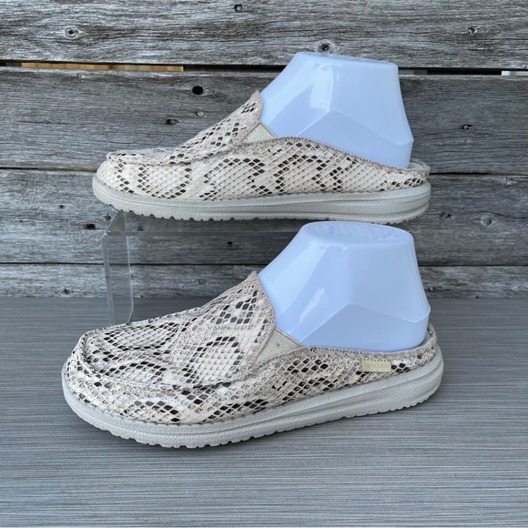 Hey Dude | Shoes | Hey Dude Lexi Leopard Beige Slipon Mule | Poshmark